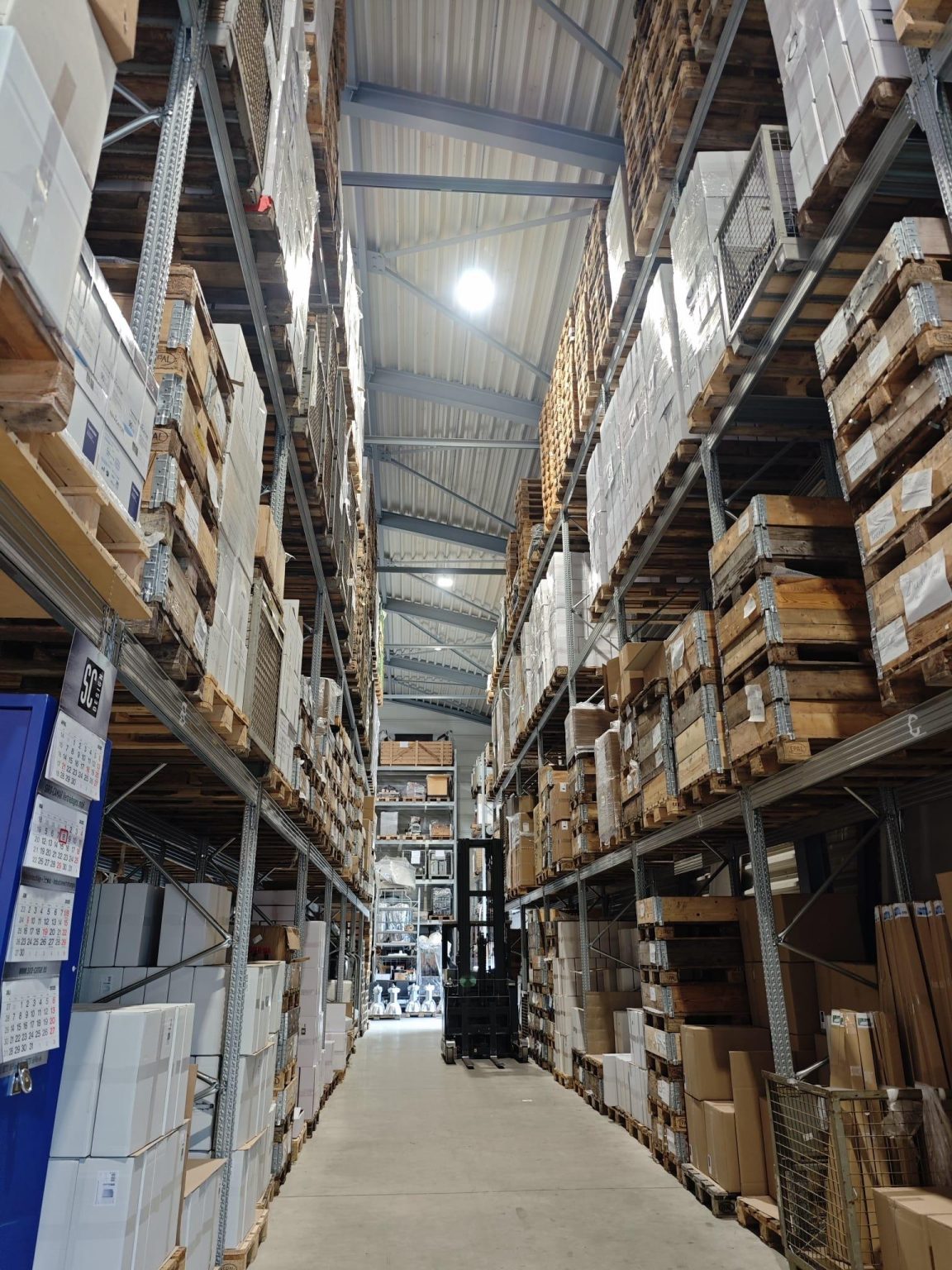 LED High Bay Light Polar Star Installation in warehouse of Germany ...